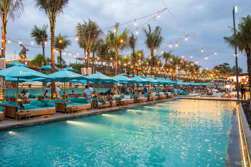 발리 짱구 아틀라스 비치 클럽 티켓 - 트리플 투어티켓