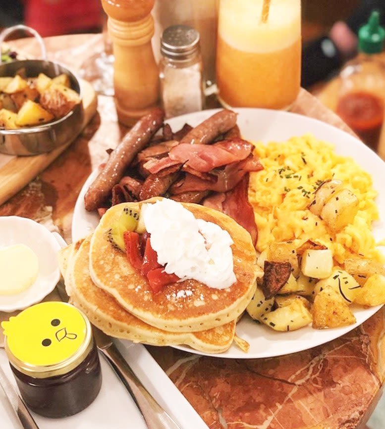 빌리 브런치 세비야 점