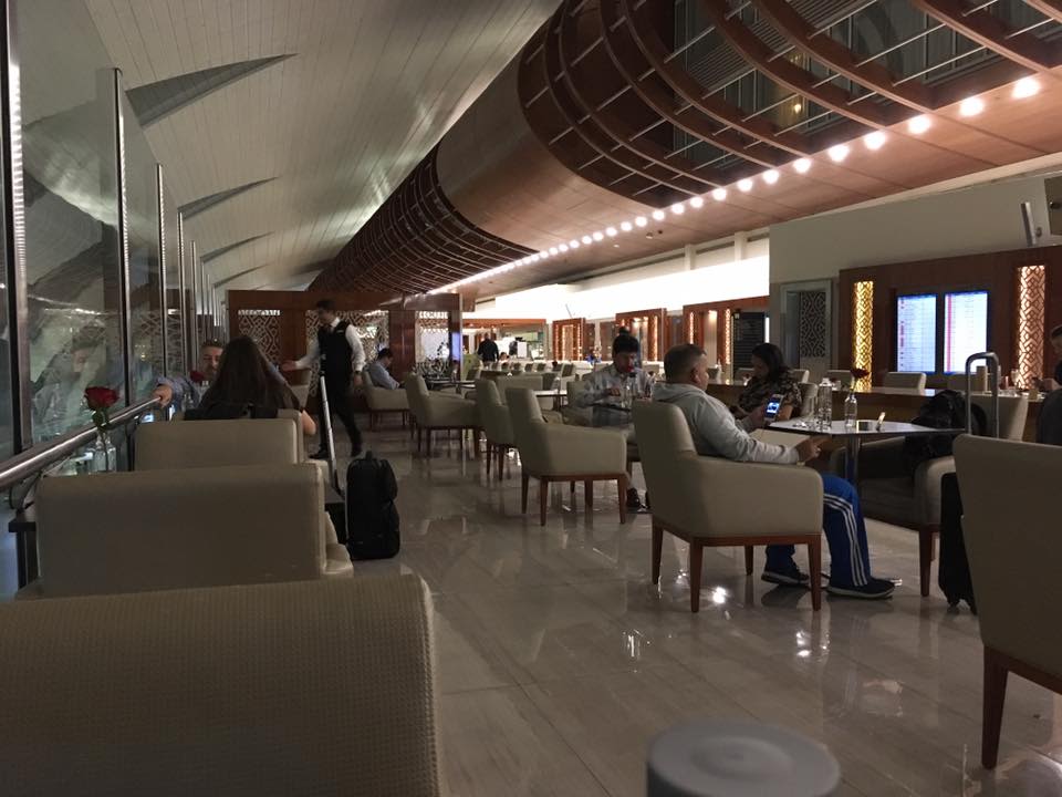 알란 라운지 B(Ahlan Lounge) - 터미널3 A1, B26 and C13 | NOL 인터파크투어