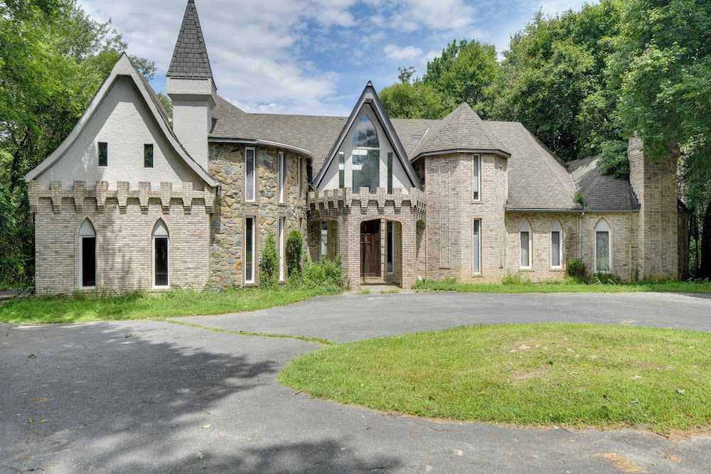 Silver Spring Castle Apt ~ 16 Mi to Capital! - 트리플 숙소